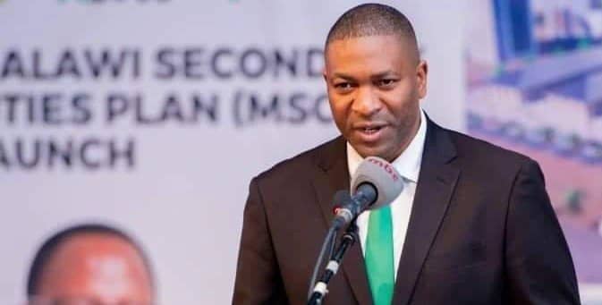 Agriculture Minister Sam Kawale booed in Parliament over lies on Maize ...