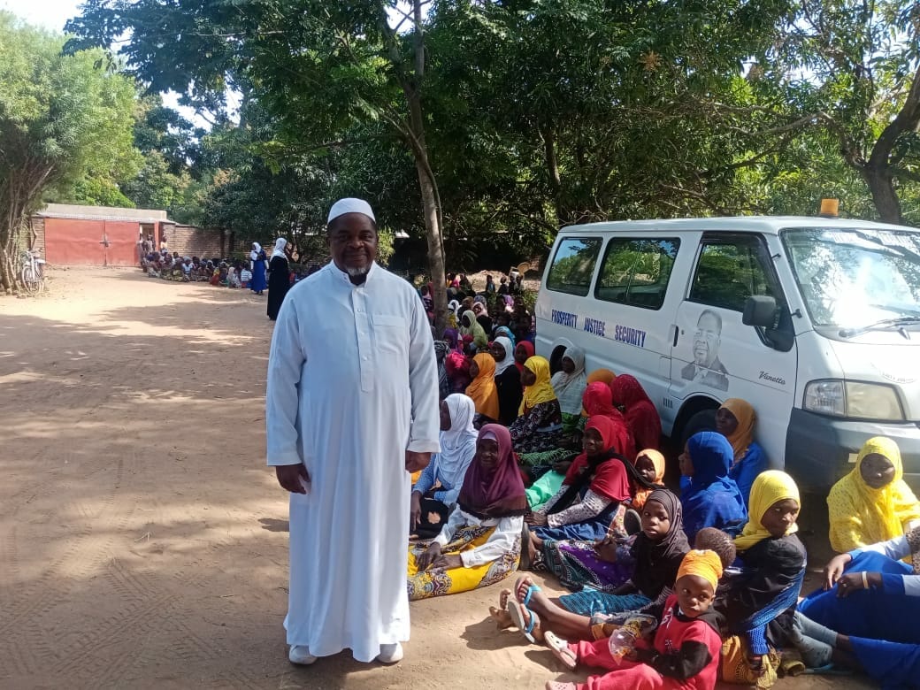DPP Presidential aspirant Msaka donates food items to home Muslims on ...